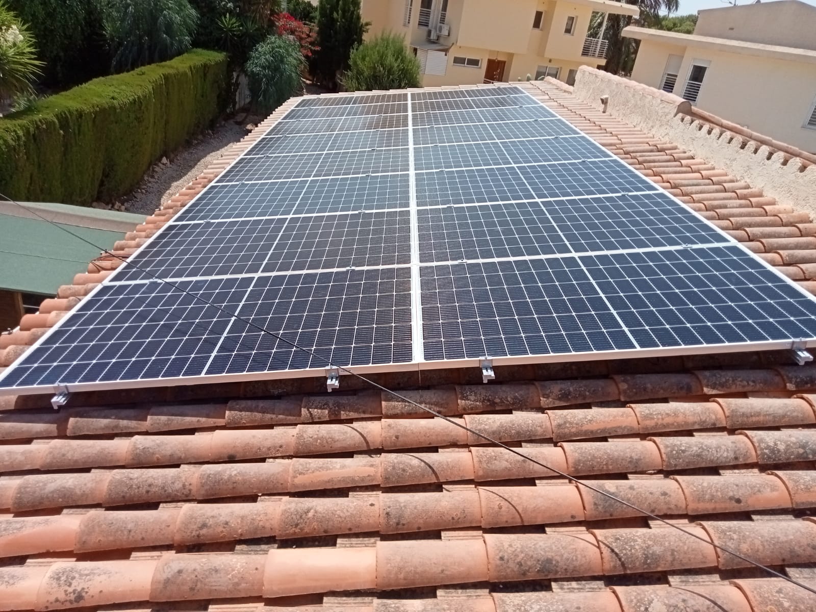 16X 380 wp Solar Panels, Albir, Alicante (Hybrid system) - SolarNRG